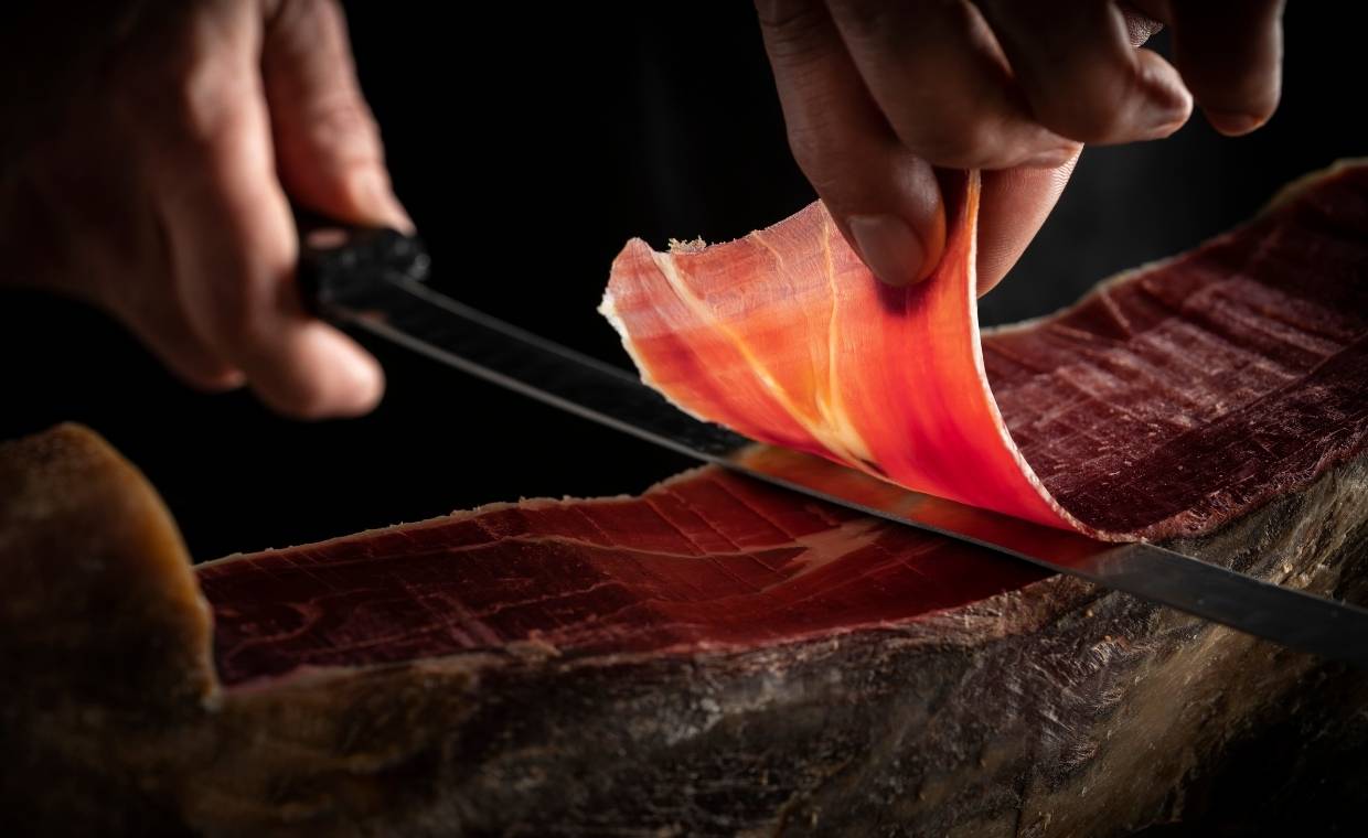 Cómo cortar jamón como un profesional: Guía completa paso a paso - Dani ...